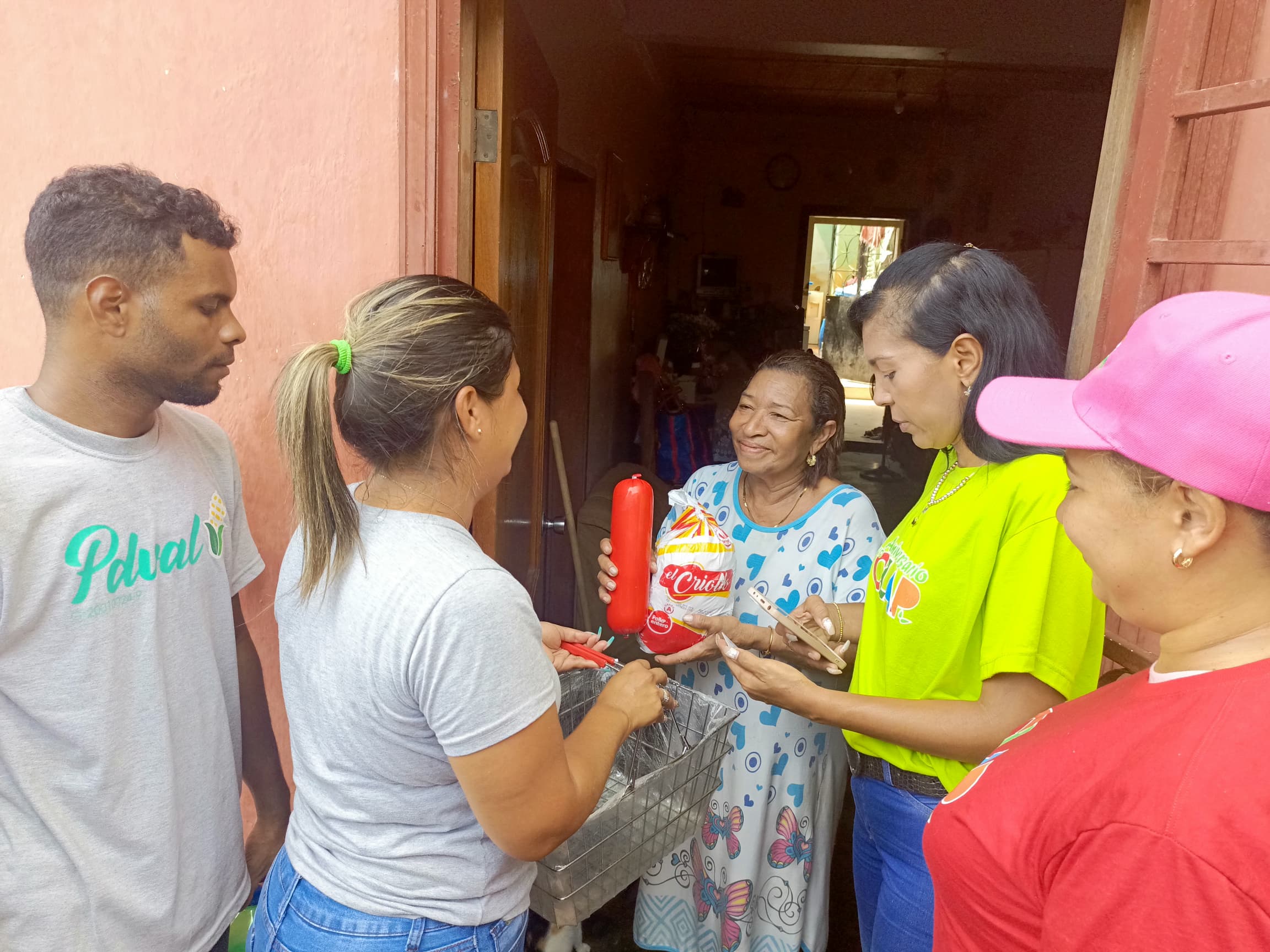 PDVAL .- Productora y Distribuidora Venezolana de Alimentos S.A.