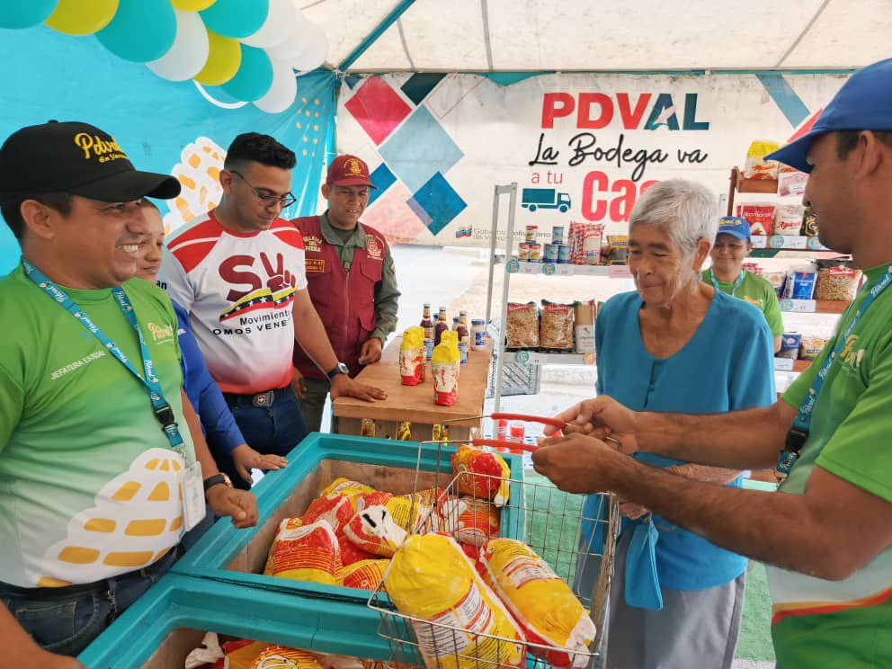 PDVAL .- Productora y Distribuidora Venezolana de Alimentos S.A.